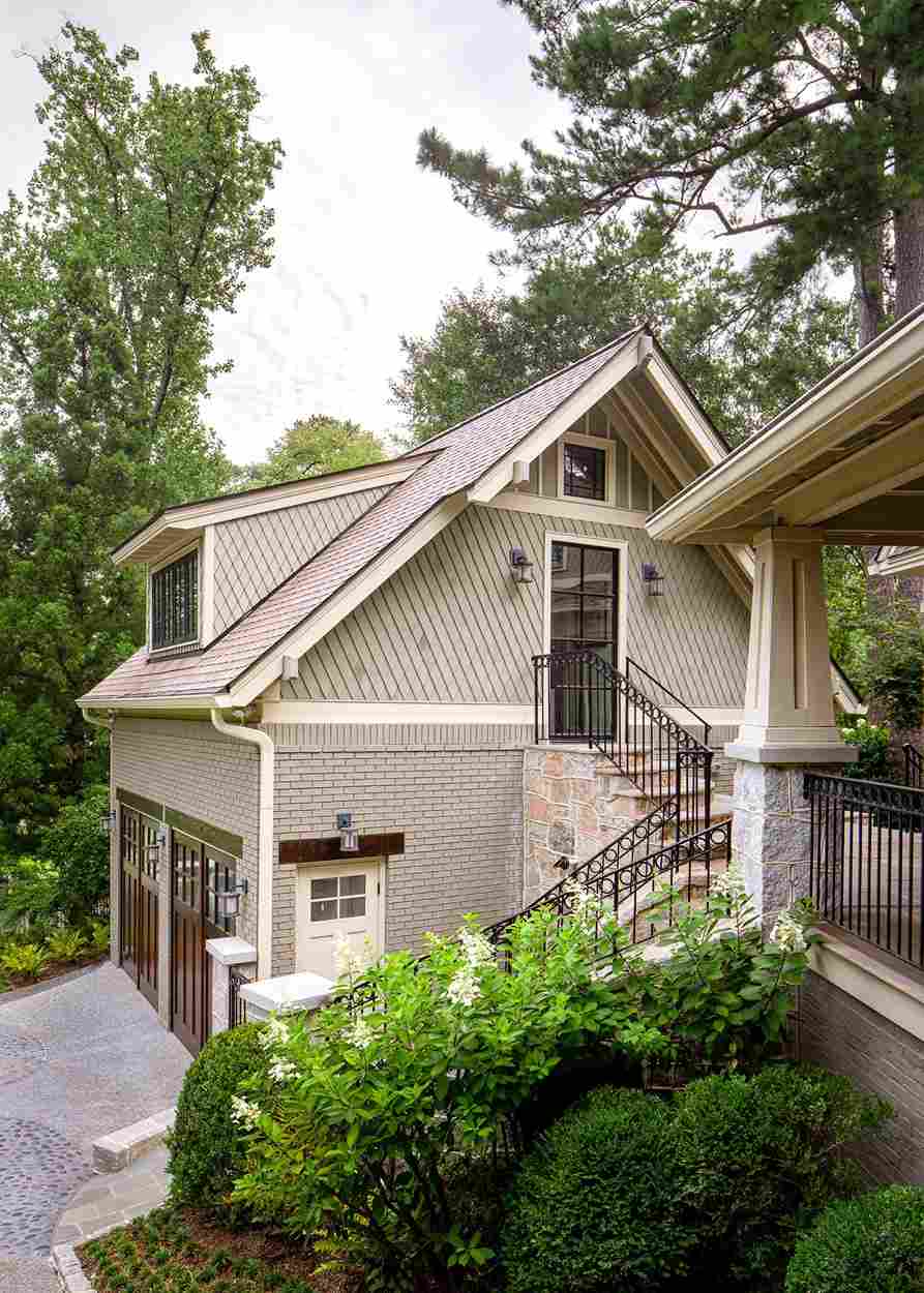 Carriage House: Inside an Atlanta Carriage Home Addition